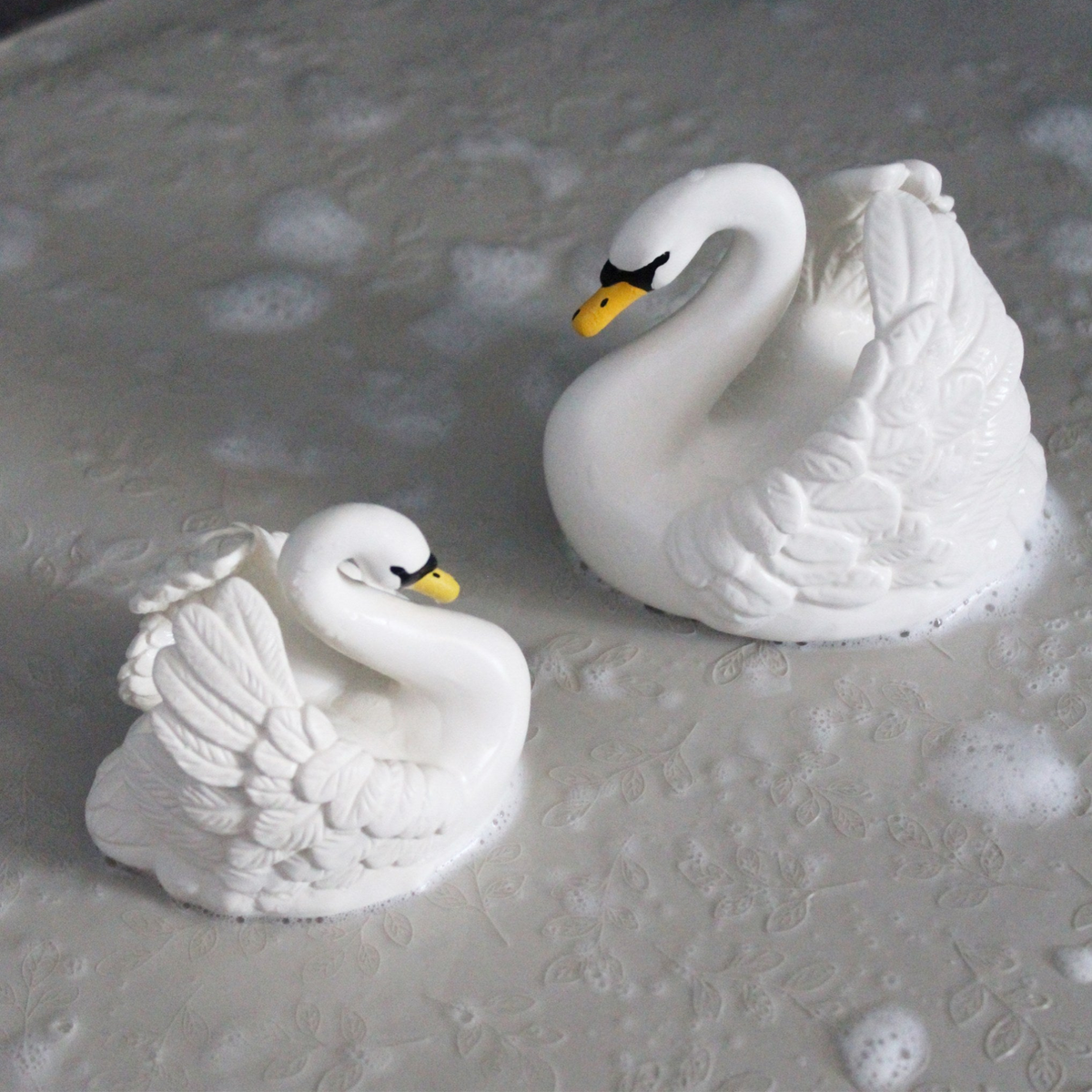 Natruba - Natural Rubber Bath Toy Swan – Dearly